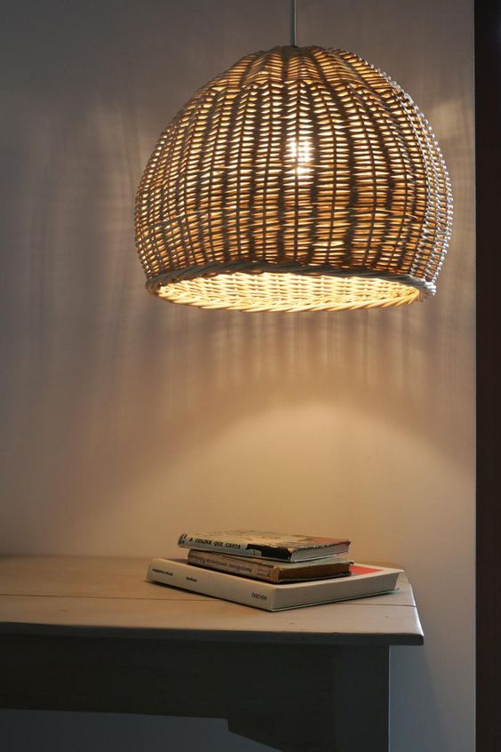 Lustry s rostlinným základem – inspirace pro váš interiér | MOJE Bydlení
